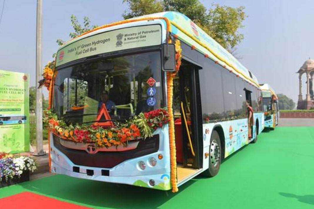 India | Trams & Buses II | Page 512 | SkyscraperCity Forum