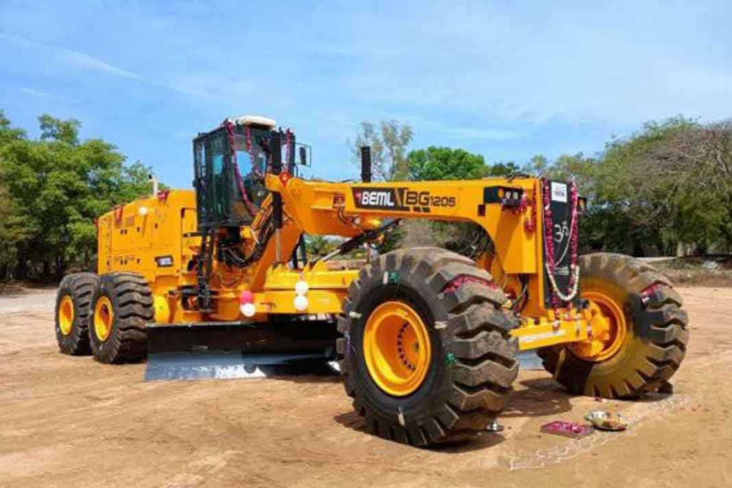 BEML Launches Indigenous BG 1205 Motor Grader in Mysuru to Boost India ...